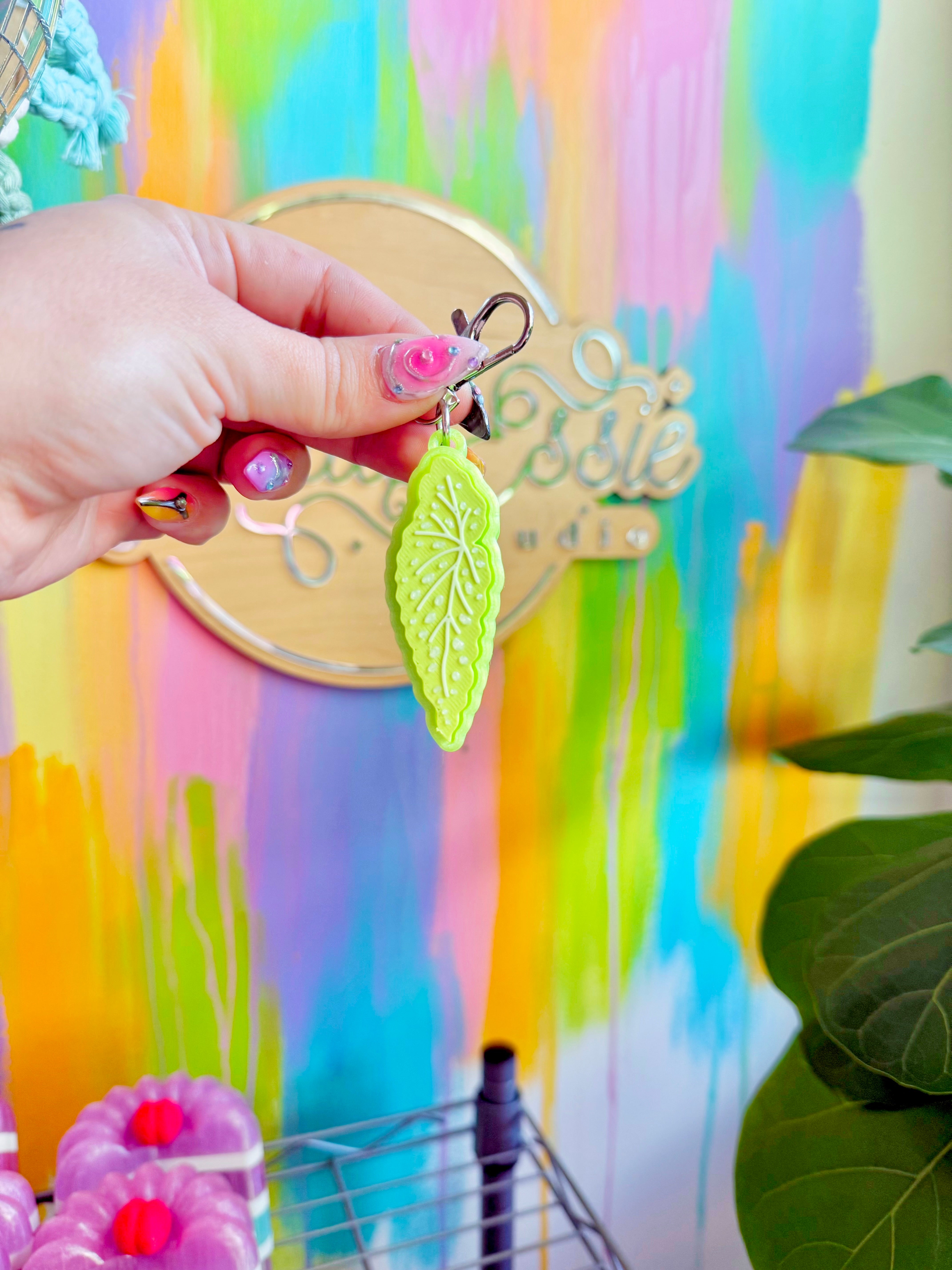 Begonia Clicker Keychain – Victoria Essie Studio