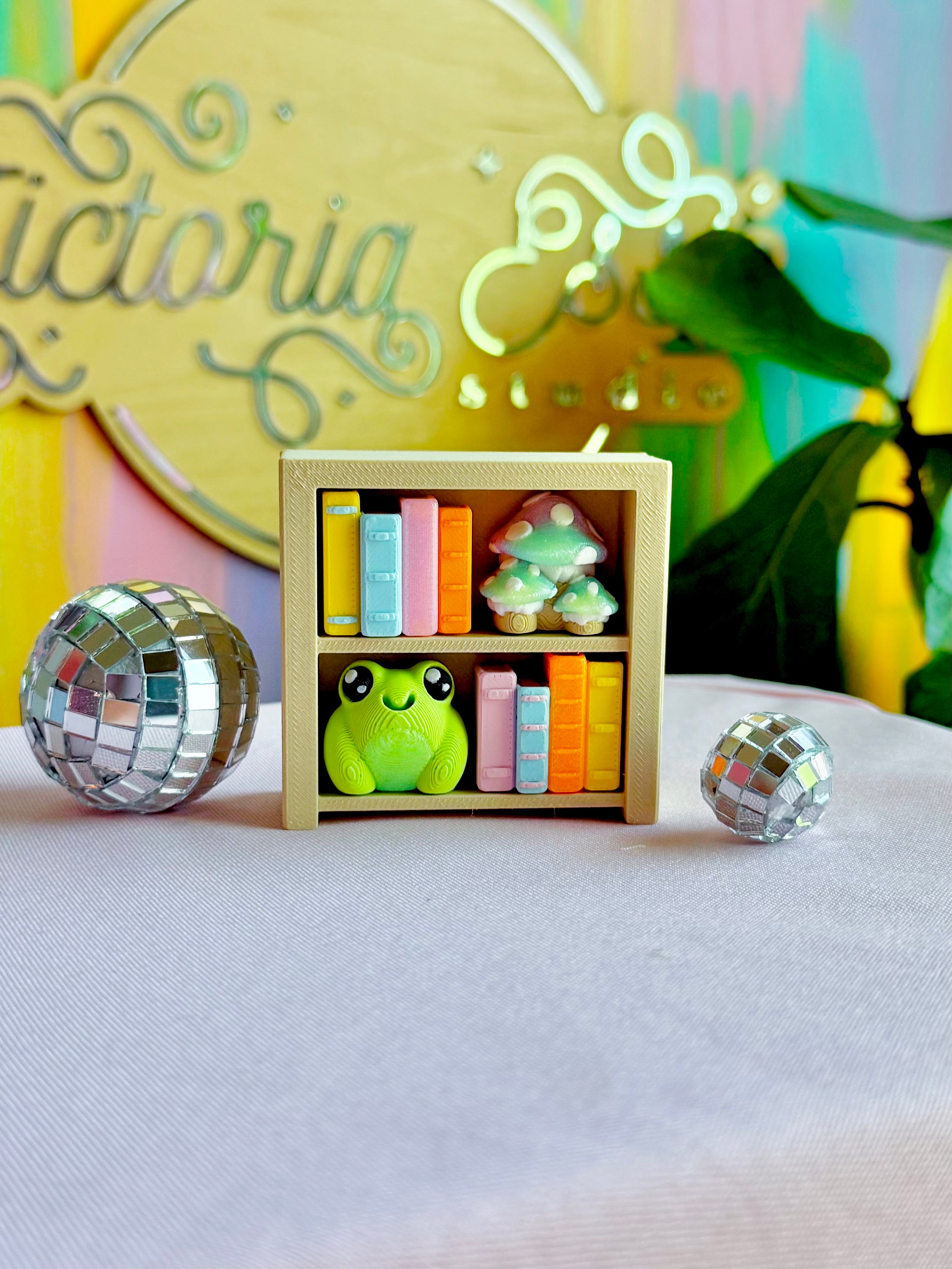 Bookish Fidgets - Book & Reading Themed Fidget Toys | Victoria Essie Studio